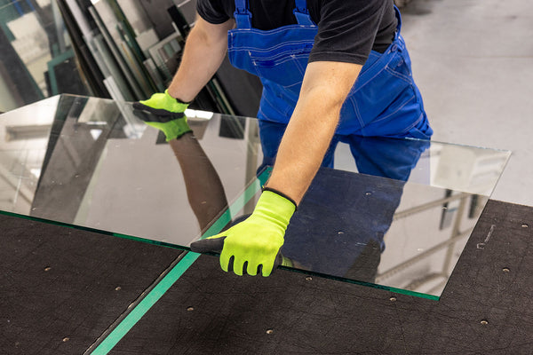 Elevate Your Pool Area with Made-to-Measure Glass Panels | AGPF